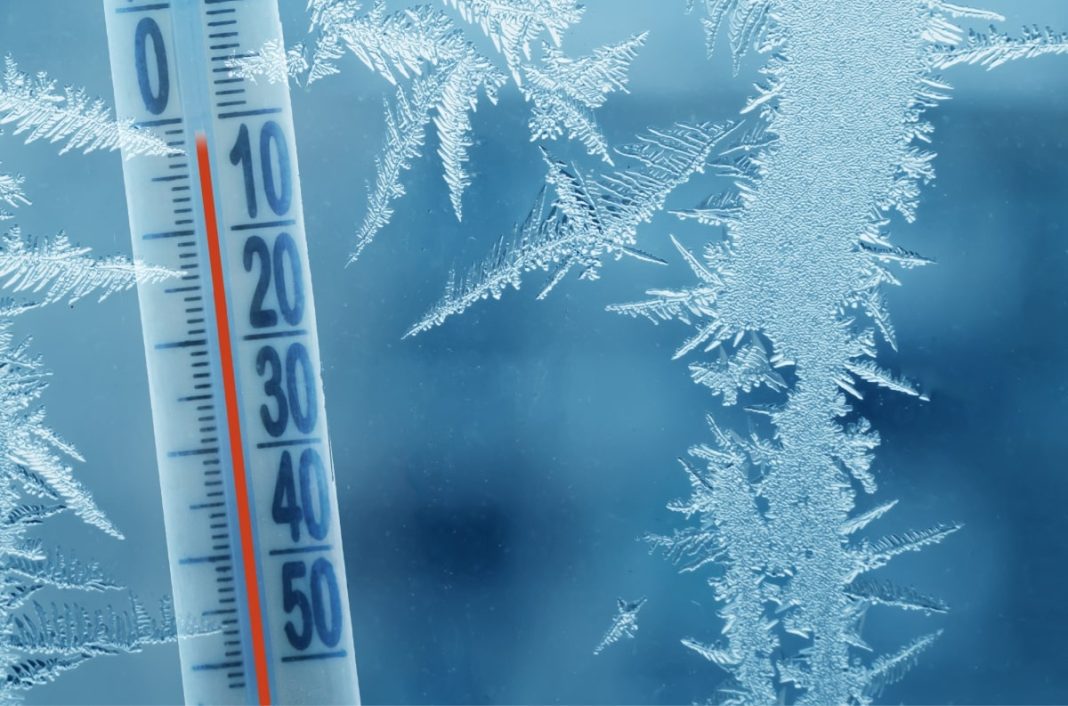 Meteorologia: Anticiclone e Depressão Fien trazem descida de ...