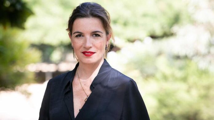 Lúcia Moniz sai de Lisboa e vai viver para os Açores
