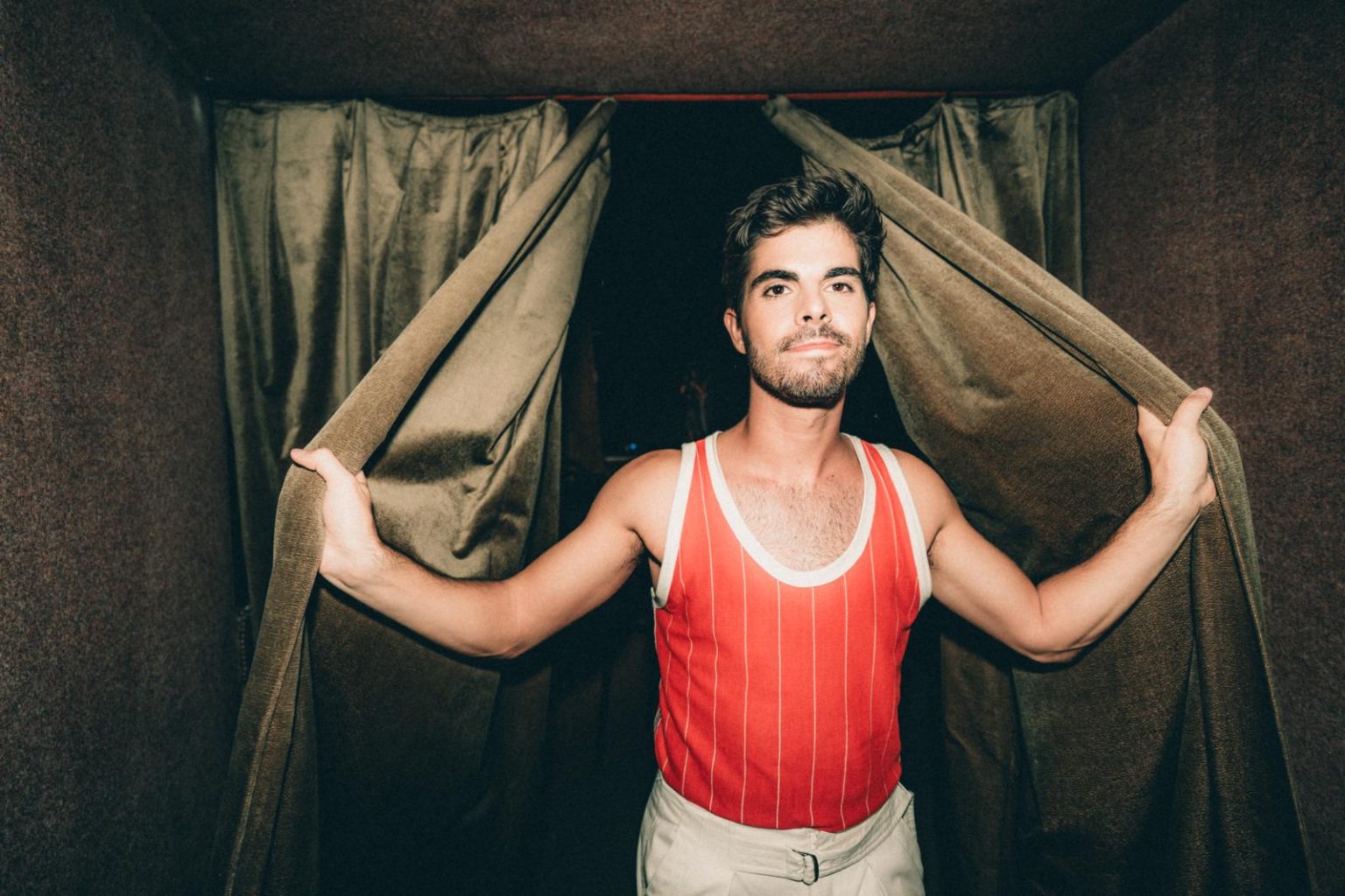 Afonso Dubraz: A Alma das Palavras e a Música como Mensagem