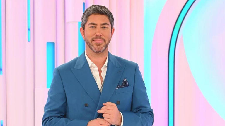 Secret Story: Adriano Silva Martins comenta sobre Ana e Mariana