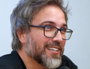 Pedro Chagas Freitas pede desculpa aos leitores após assinar quase dois ...