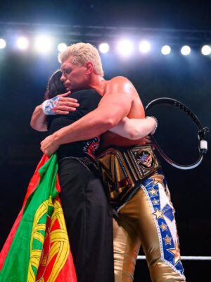 Campeão da WWE, Cody Rhodes, pediu um regresso da WWE a Portugal