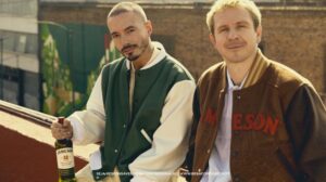 Jameson junta J Balvin e KidSuper em campanha que cruza futebol, música ...